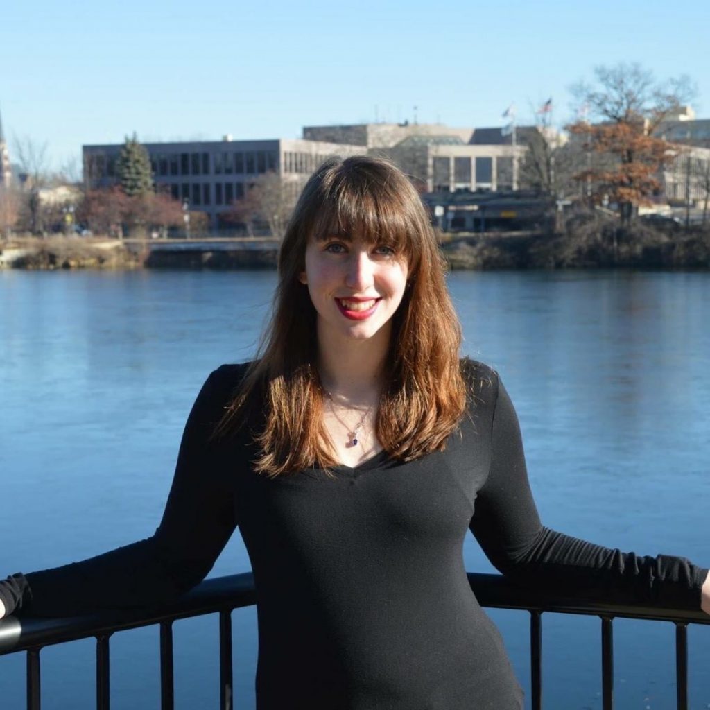 Always Looking Forward – Alexus Jones | Huntington's Disease News